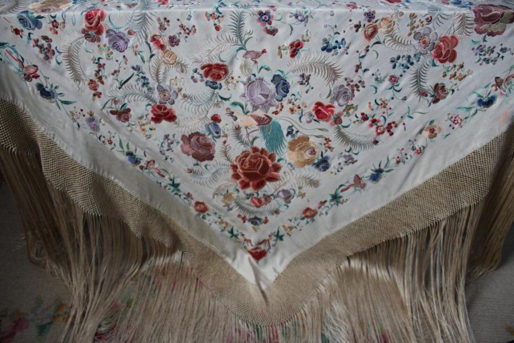Mantón Manila Cantonés (M027) – Mantones del Sur
