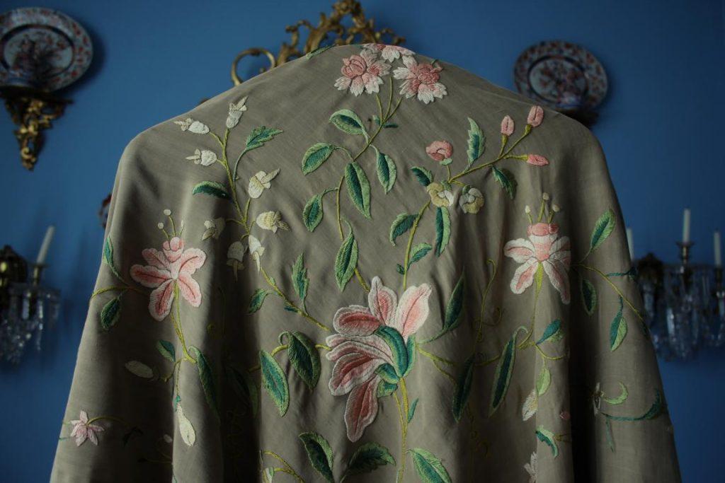 Mantón de Manila » de espejo» (M190) – Mantones del Sur